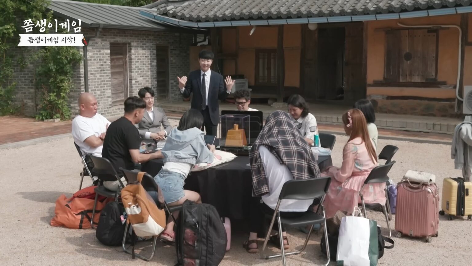 권은비 1st Album Track Video - 비드폴리오 VIDFOLIO %https://youtu.be/XJHPw5RbR0U